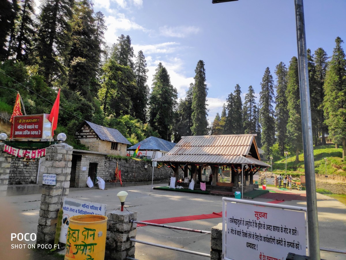 Kamrunag temple Trek • Trek to Kamrunag temple